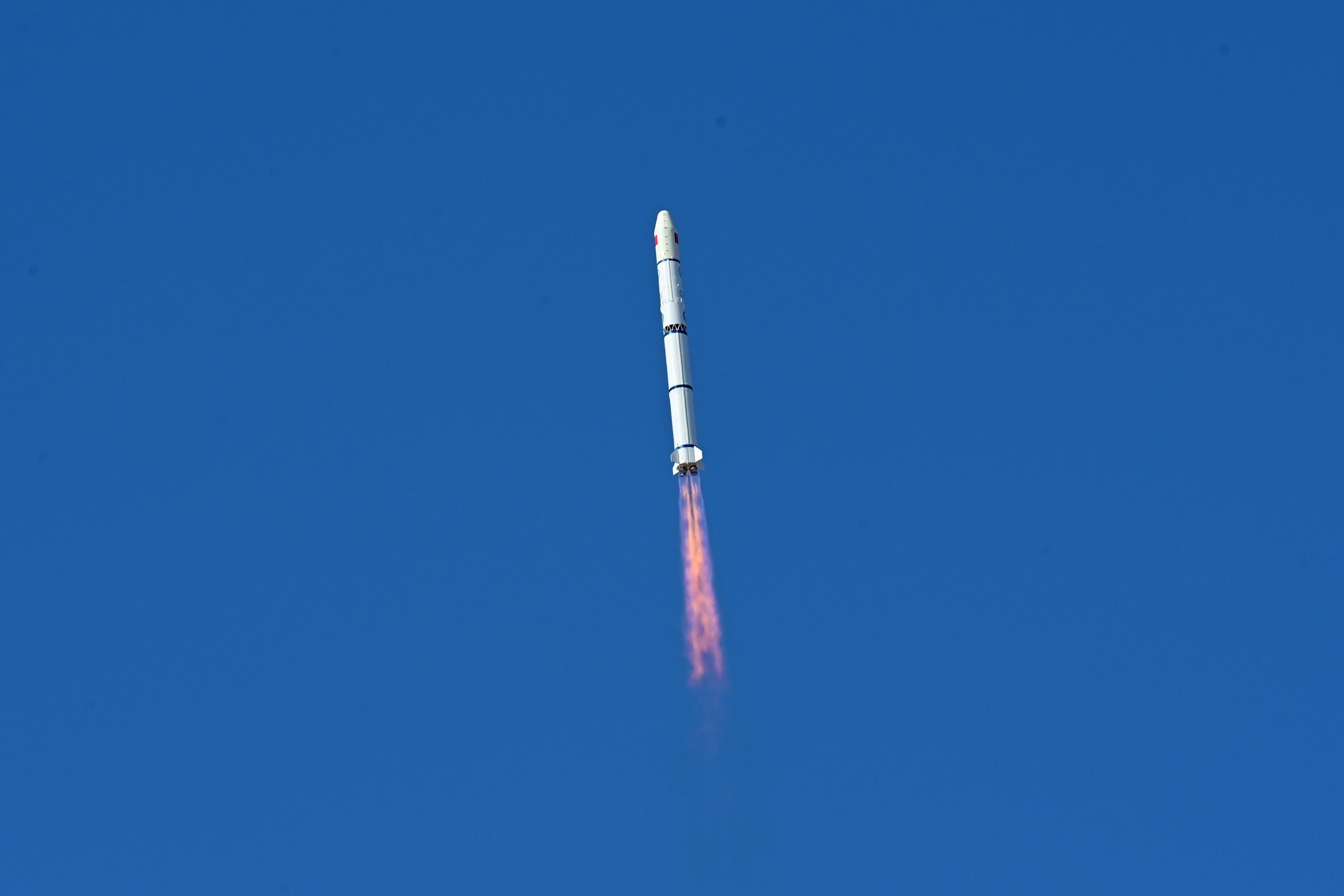 Tudós: Kína rakétája képes lehet eltalálni amerikai támaszpontokat a ...