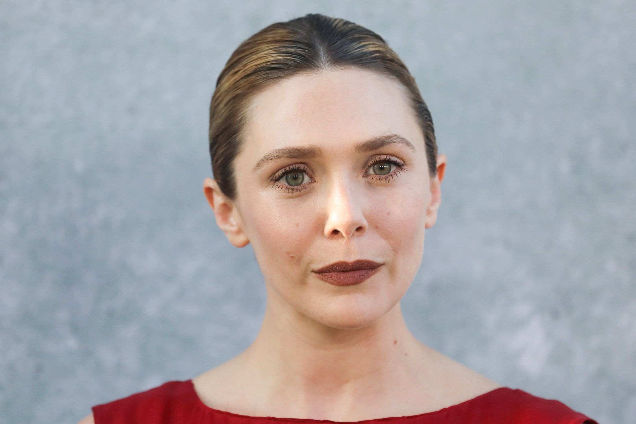 Elizabeth Olsen még mindig nem hiányolja a Skarlát Boszorkányt, sőt