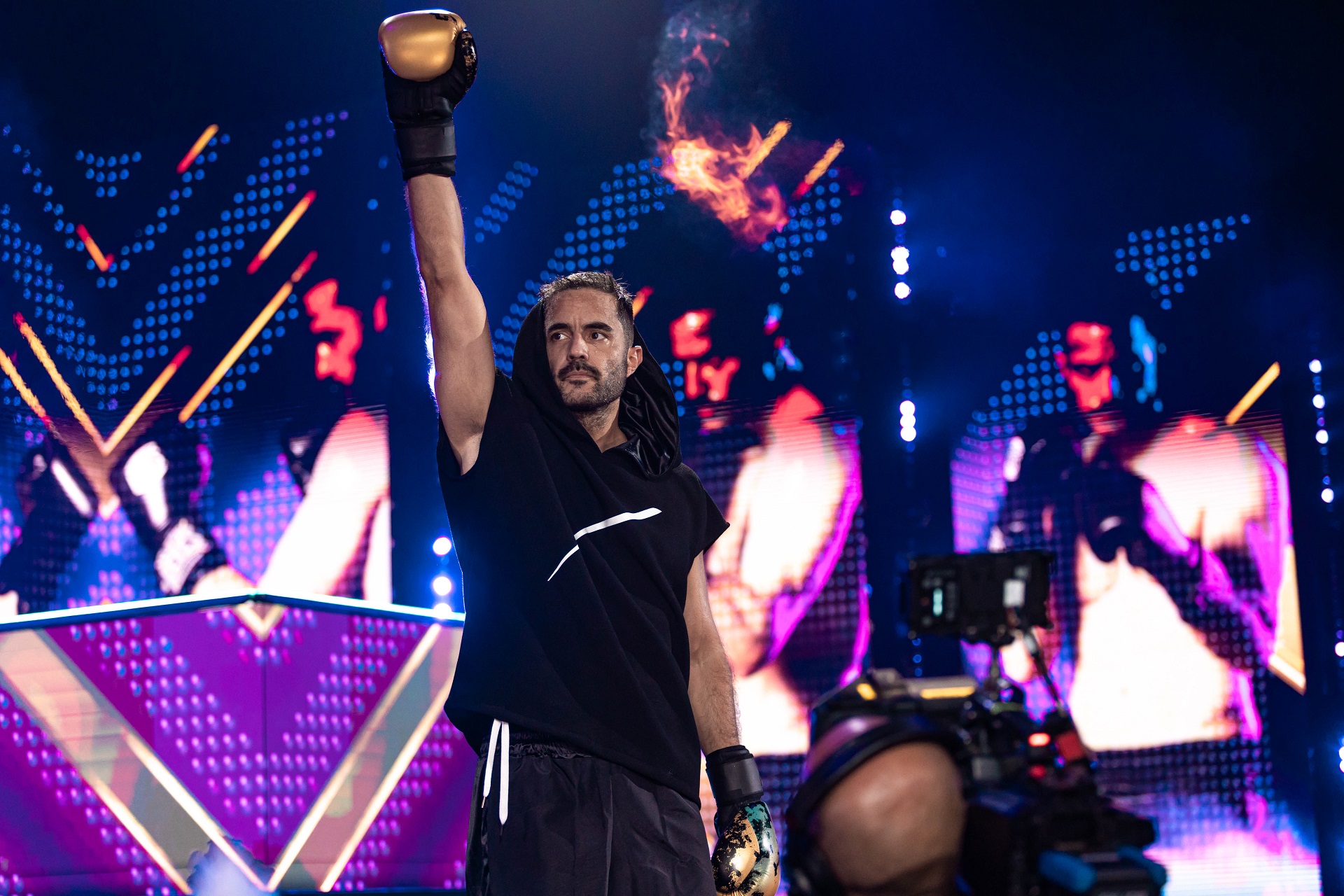 Sztárbox: Szecsei Valter feladta a meccset Törőcsik Dani ellen