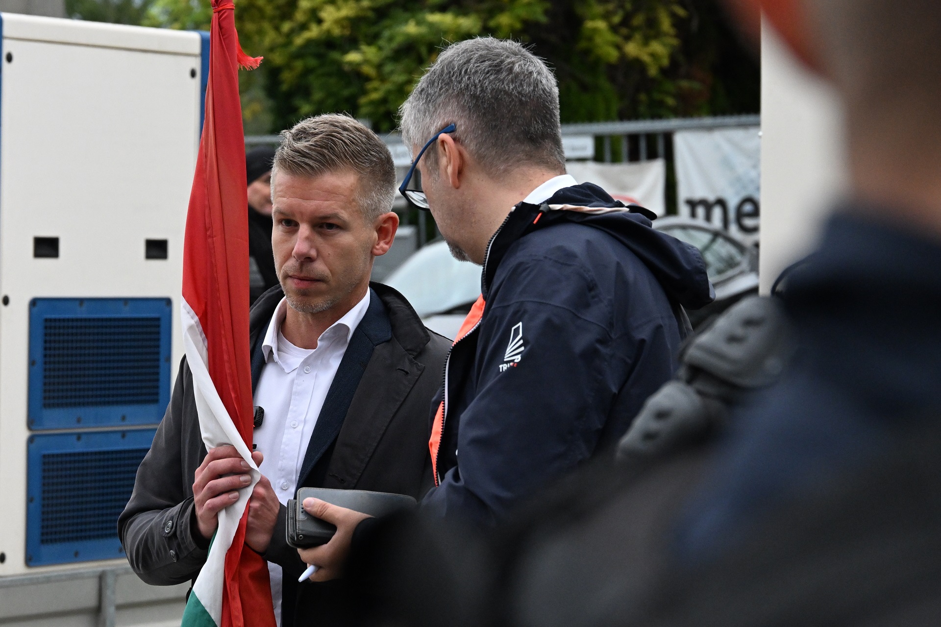 Egy új felmérés szerint a Tisza Párt vezet a Fidesz előtt, Magyar Péter ...