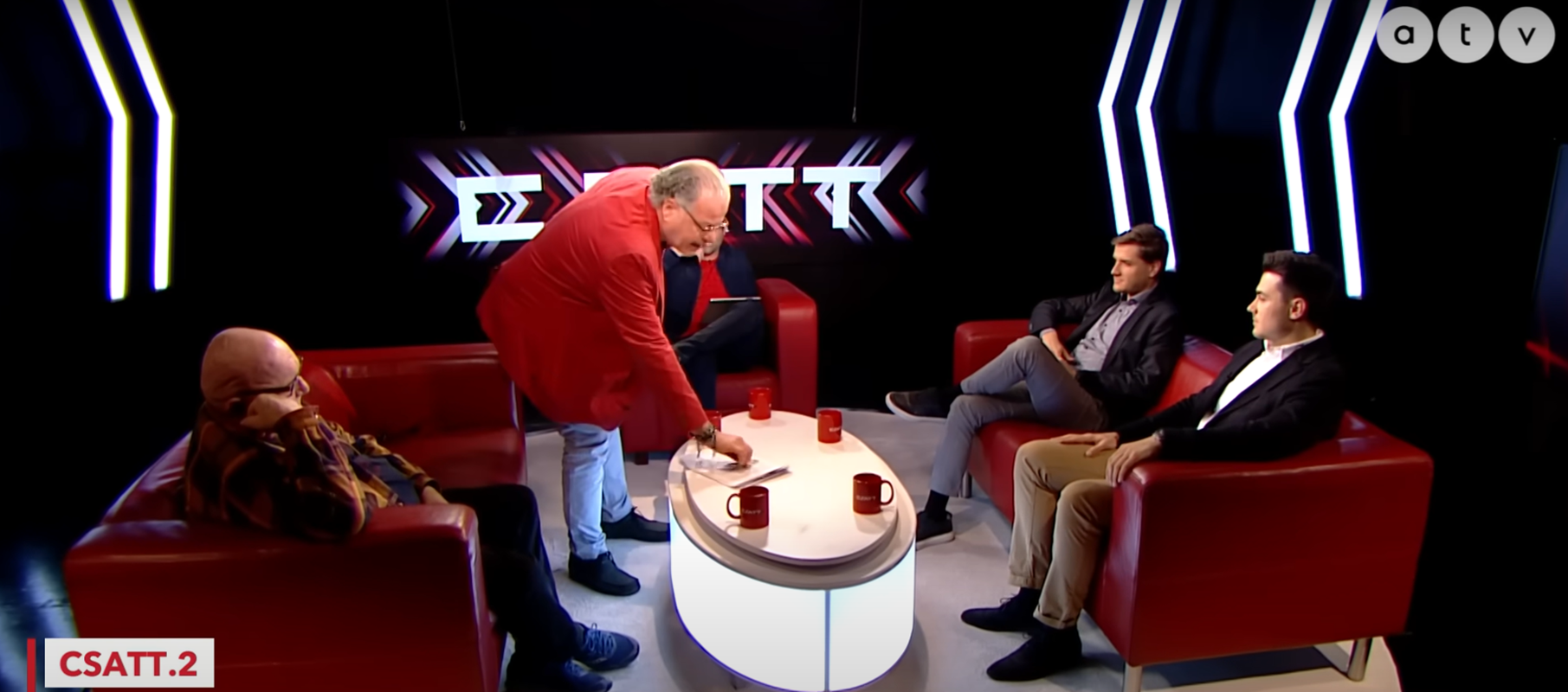 Magyar Péter után az ATV újabb vendége viharzott ki a stúdióból élő ...