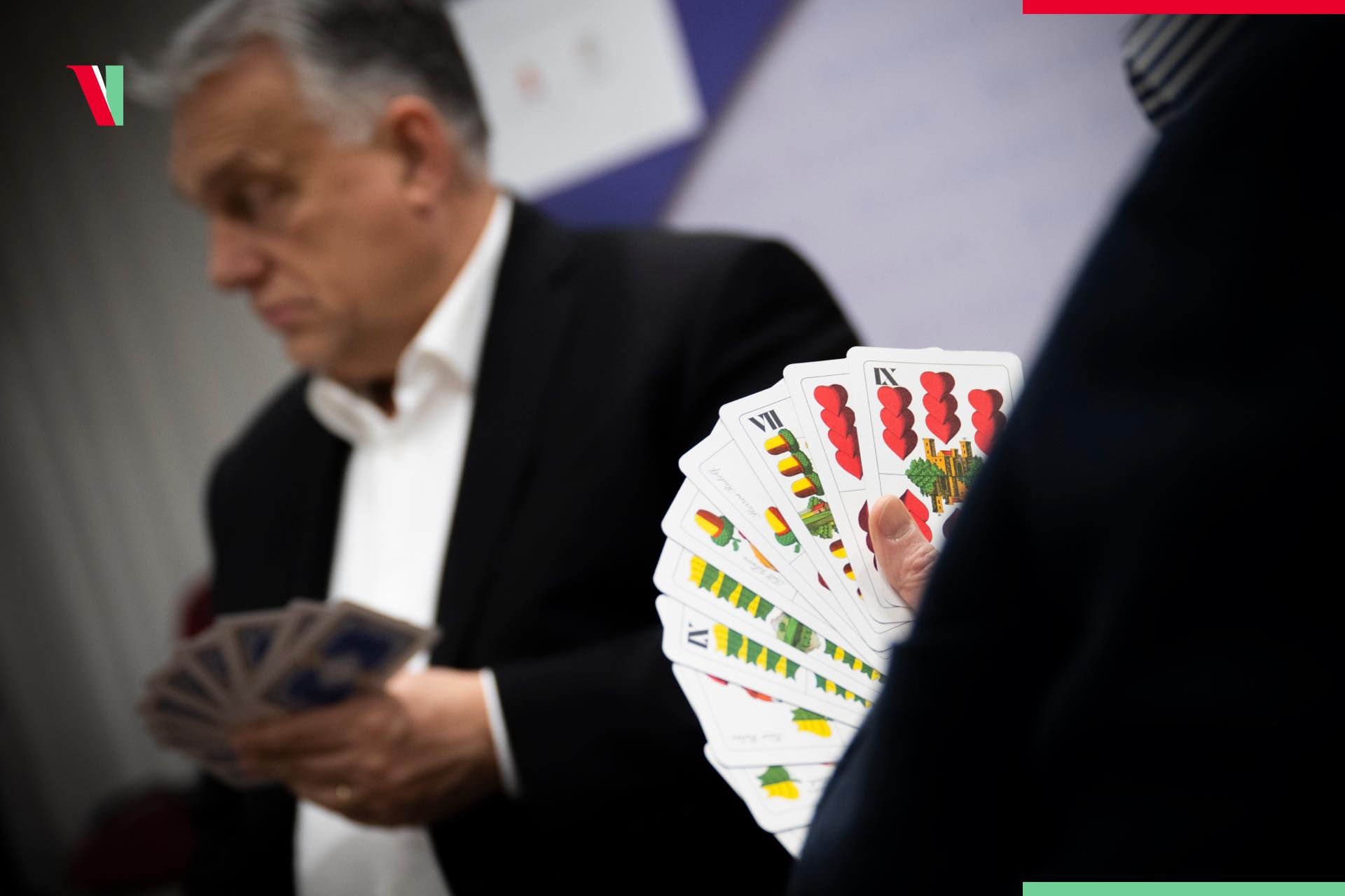 Orbán Viktor nem fedte fel a lapjait, csak úgy peregtek az ultik - Liner.hu