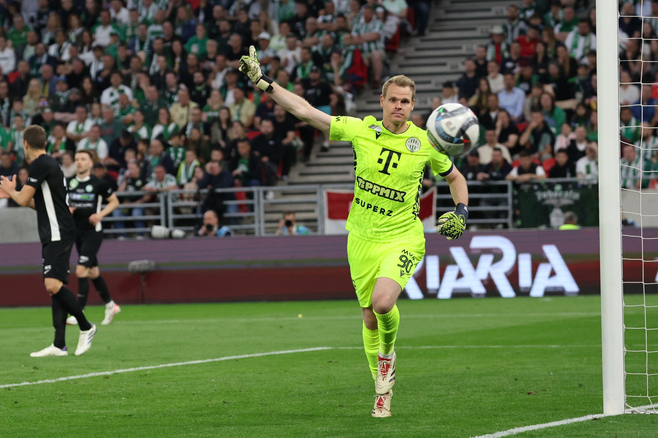 Dibusz Dénes elismerte: ez a teljesítmény kevés volt a Ferencvárostól