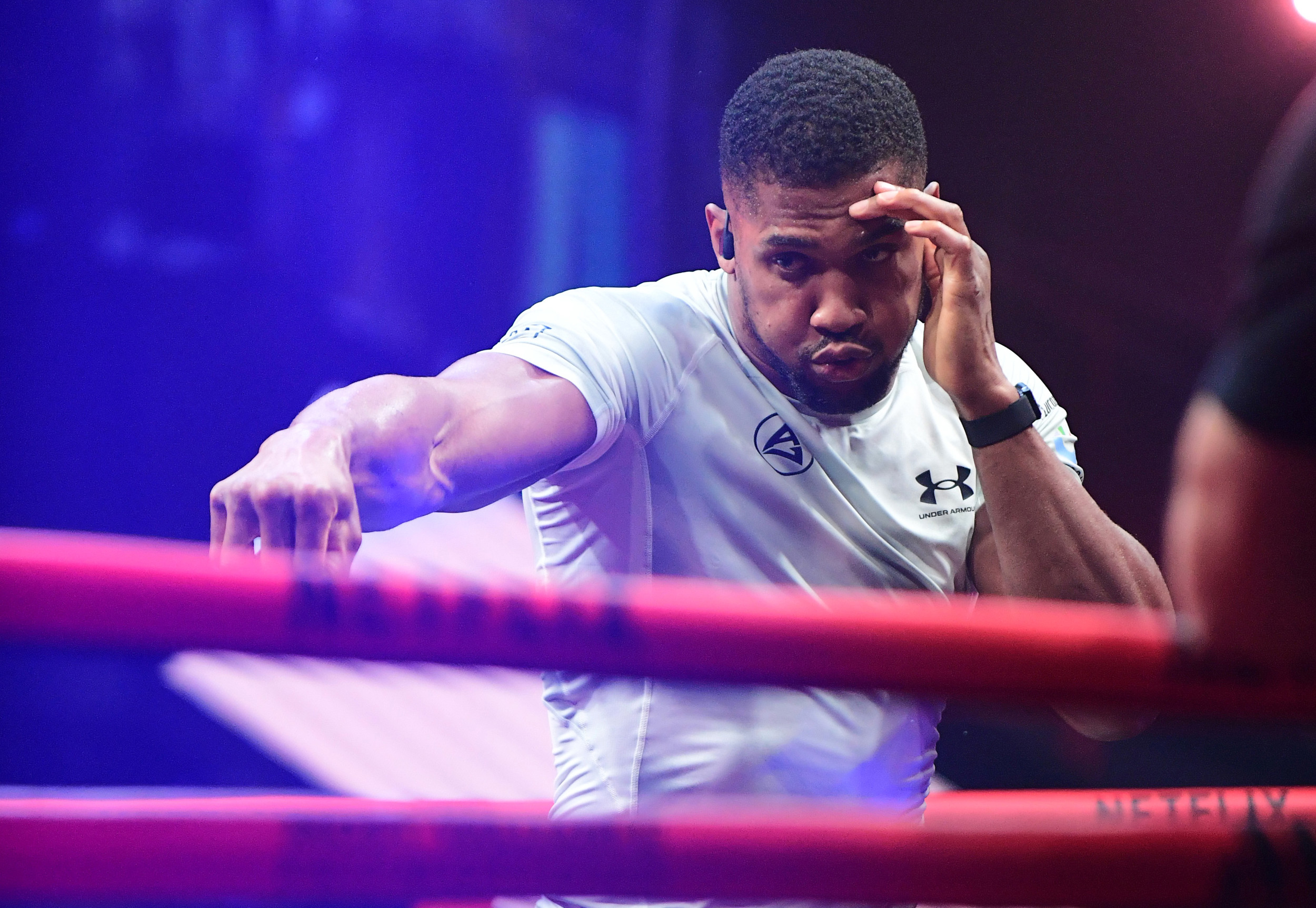 Egyre többet tudni Anthony Joshua döbbenetes autóbalesetéről